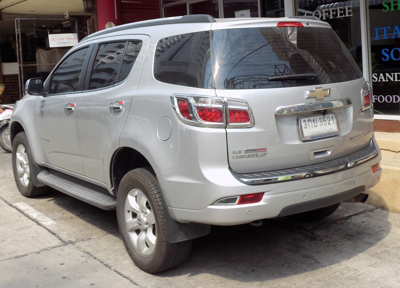 Chevrolet Trailblazer technical specifications and fuel economy